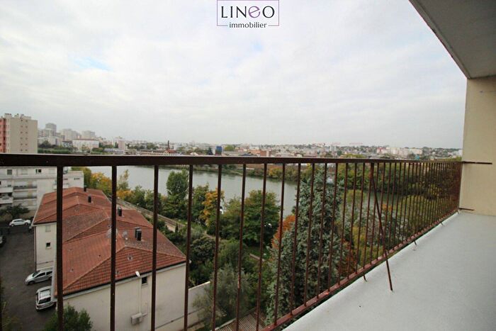 Appartement à louer - Choisy-le-Roi - 3 pièces - 2 chambres