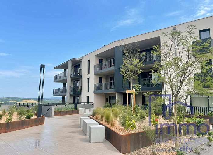 Saint-Genest-Lerpt : Appartement 2 pièces à vendre