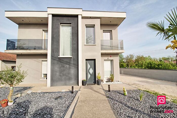 Maison 6 pièces à Chaussin, à vendre