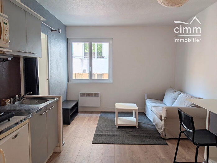 Grenoble, La Capuche, Grands Boulevards - Appartement 1 pièce à louer