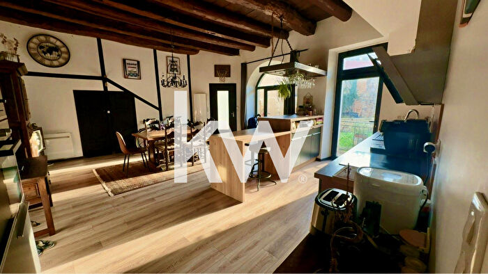 Maison à vendre - Champeix - 5 pièces - 3 chambres