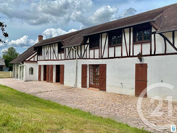 Saint-Léger-du-Bourg-Denis : Maison 6 pièces à vendre