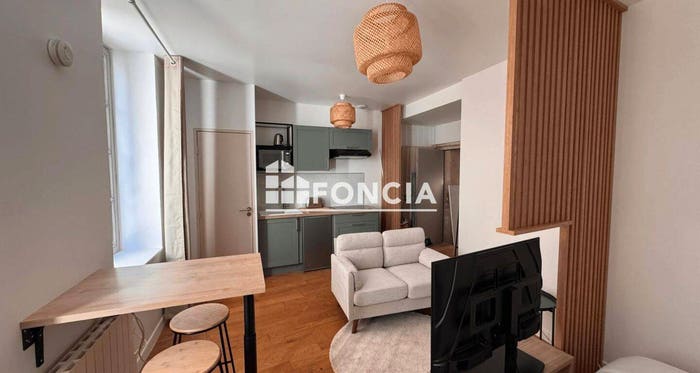 Appartement 1 pièce à louer à Arènes, Nîmes