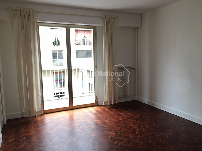 Appartement à louer - Versailles, Montreuil - 2 pièces - 1 chambre