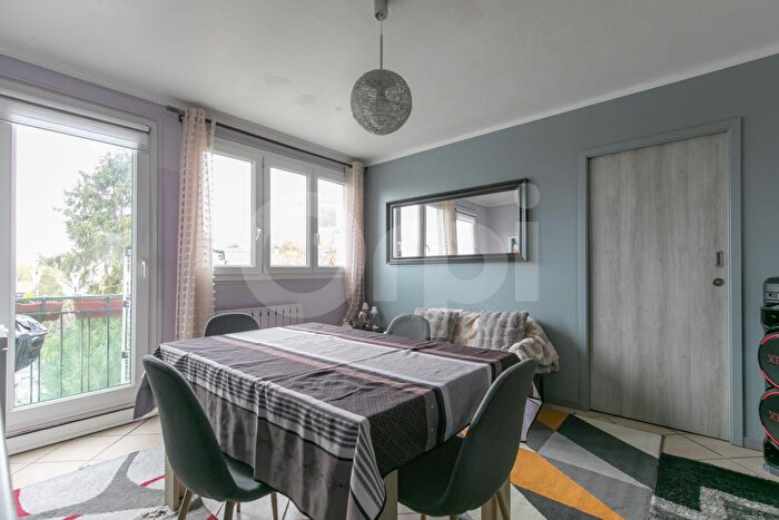 Le Plessis-Trévise, Saint-Antoine : Appartement 4 pièces à vendre