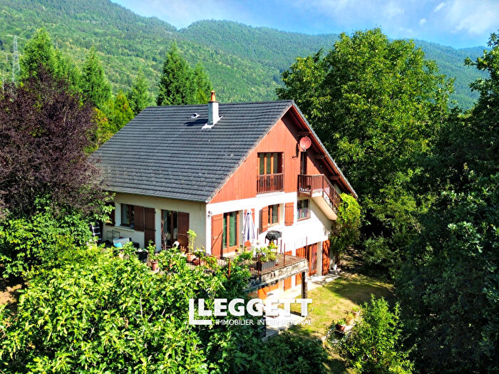 Maison 8 pièces à vendre à Saint-Alban-d'Hurtières, Saint-Alban-des-Hurtières
