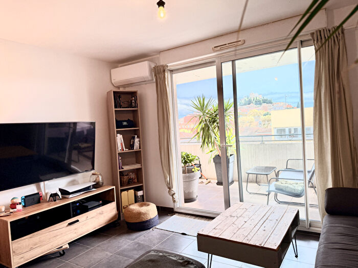 Appartement à vendre - La Garde, Le Village - 2 pièces - 1 chambre