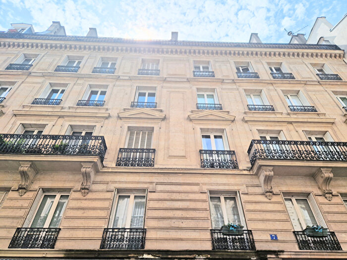 Appartement 1 pièce à Paris 8ème, Mairie, à vendre