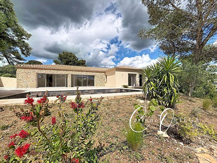 Maison 6 pièces à Nîmes, Mas de Lauze, Carreau de Lanes, à vendre