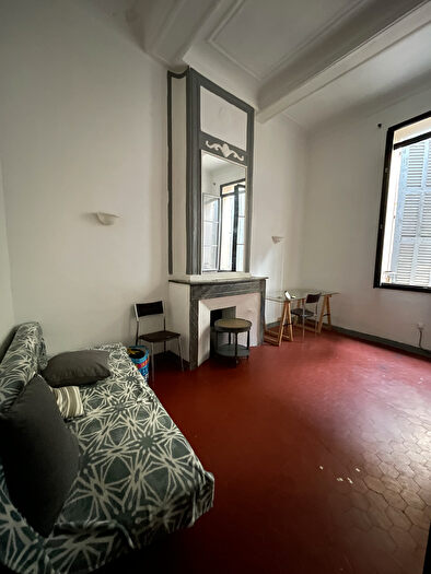 Appartement à louer - Aix-en-Provence, Centre-ville - 1 pièce