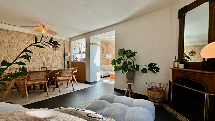 Maison à vendre - Saint-Nom-la-Bretèche - 6 pièces - 4 chambres