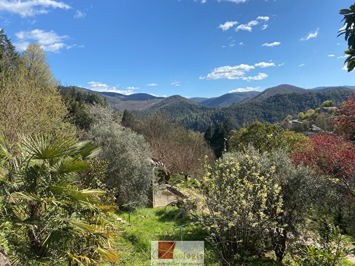 Maison à vendre - Le Vigan - 5 pièces - 3 chambres