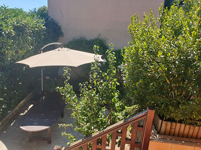 Maison à vendre - Vétraz-Monthoux - 5 pièces - 4 chambres