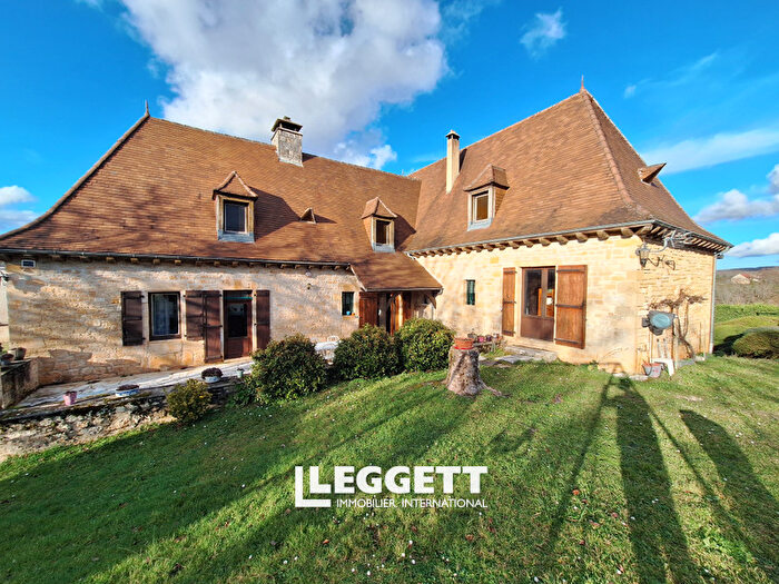 Maison à vendre - Salignac-Eyvigues - 5 pièces - 4 chambres