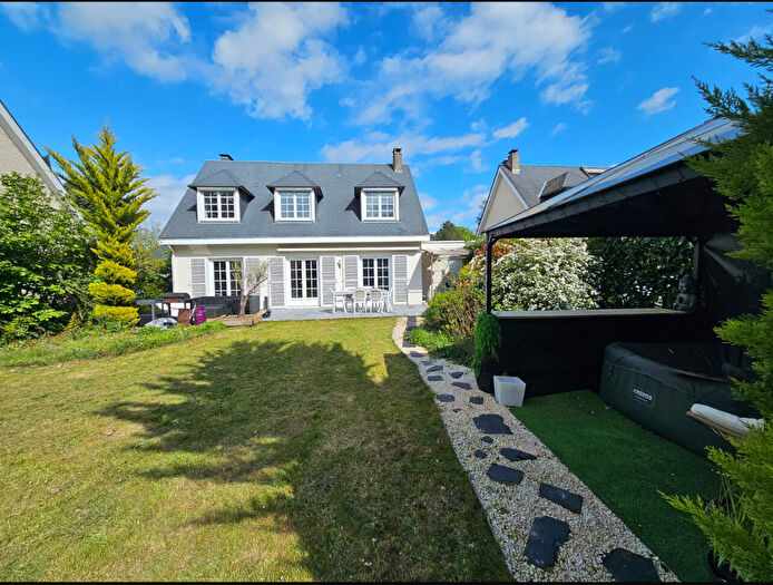 Maison à vendre - Orléans, La Bolière, Campus - 6 pièces - 3 chambres