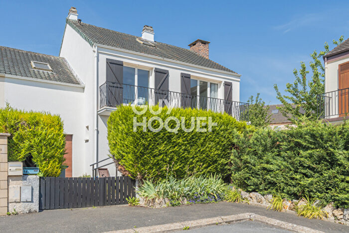 Maison 11 pièces à vendre à Villepreux