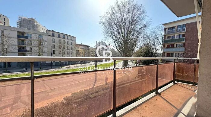 Appartement à vendre - Paris e , Danube - 3 pièces - 2 chambres