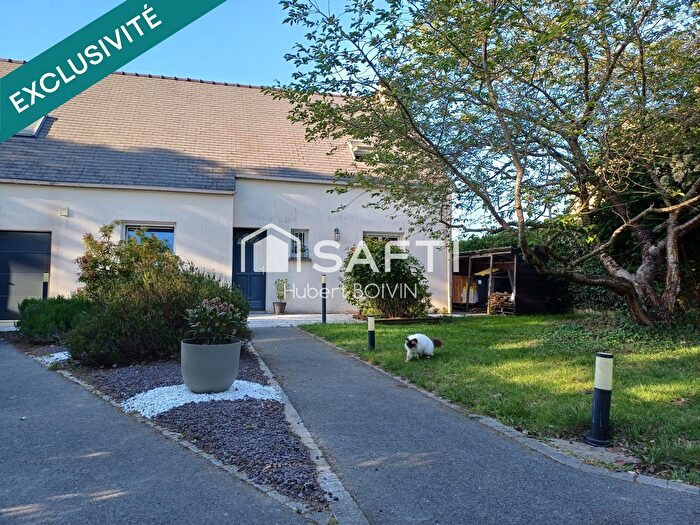 Maison 7 pièces à Saint-Ouen-des-Alleux, à vendre