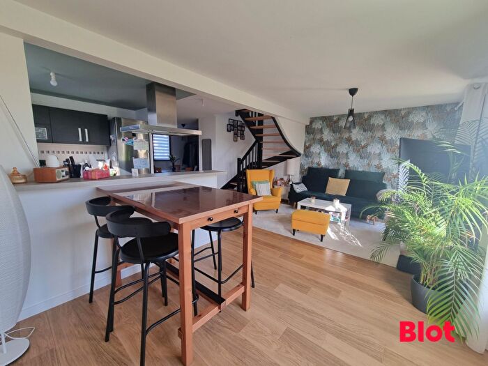 Appartement à vendre - Pacé - 5 pièces - 3 chambres