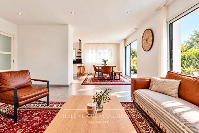 Maison 7 pièces à vendre à Saint-Avé