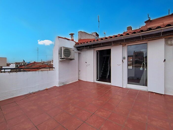 Appartement à louer - Perpignan, La Réal - 2 pièces - 1 chambre