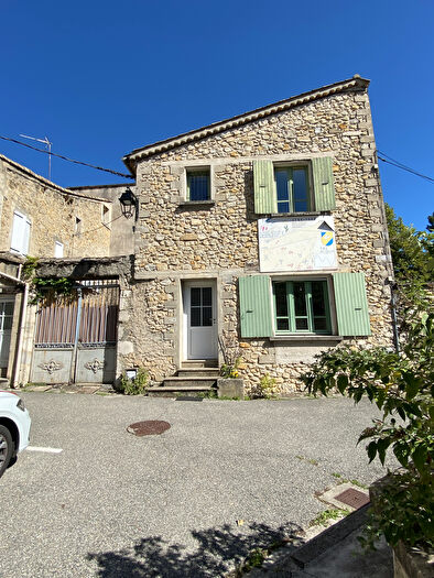 Maison 3 pièces à louer - Combovin