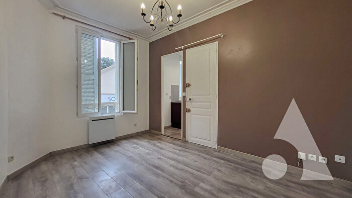 Appartement à vendre - Pontoise, Centre-ville - 2 pièces - 1 chambre