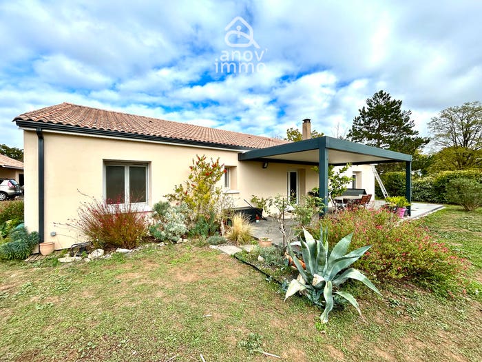 Maison 5 pièces à Chabournay, à vendre