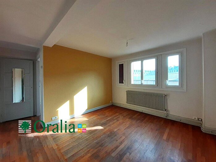 Appartement à louer - Clemenceau, Dijon - 3 pièces - 2 chambres