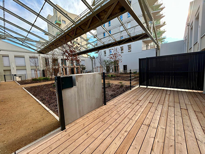 Maison à louer - Clermont-Ferrand, Chanteranne, La Glacière - 4 pièces - 3 chambres