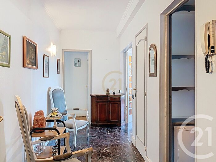 Appartement à vendre - Perpignan, Saint-Matthieu - 4 pièces - 3 chambres