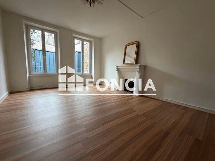 Appartement à louer - Centre Ville, Quimper - 2 pièces - 1 chambre