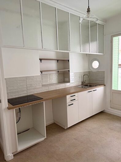 Marseille e : Appartement 2 pièces à louer