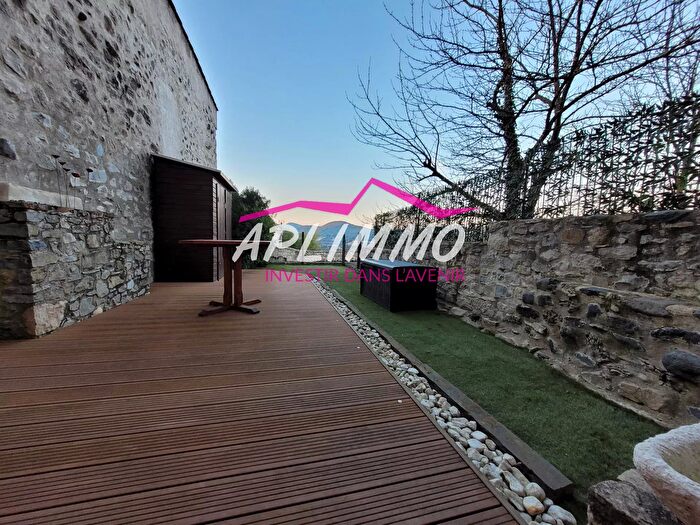 Appartement à louer - Saint-Thomé - 2 pièces - 1 chambre