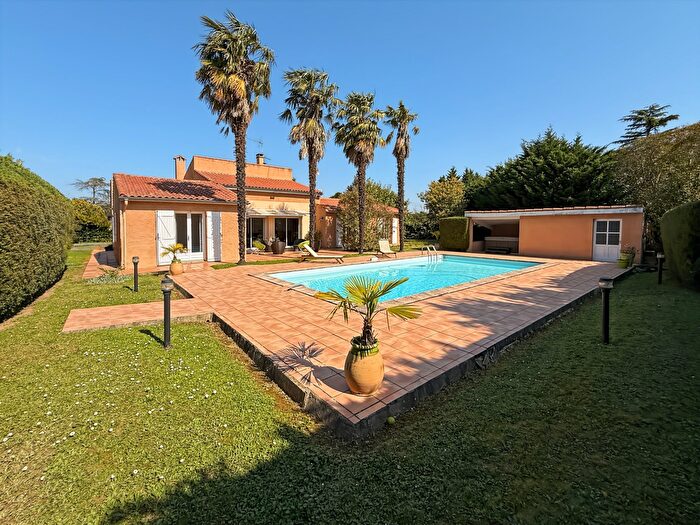 Maison à vendre - Saint-Hilaire - 7 pièces - 5 chambres