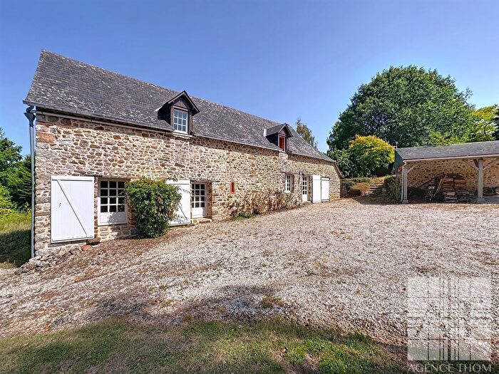 Maison à vendre - Chailland - 6 pièces - 5 chambres