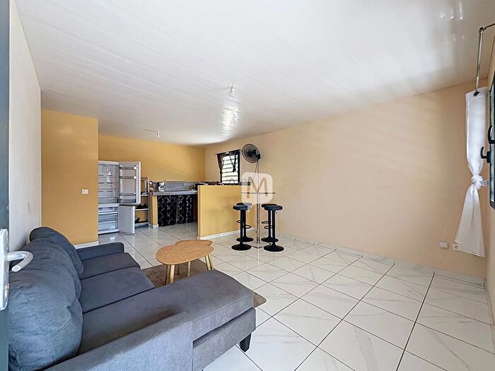 Maison 2 pièces à Cayenne, à louer