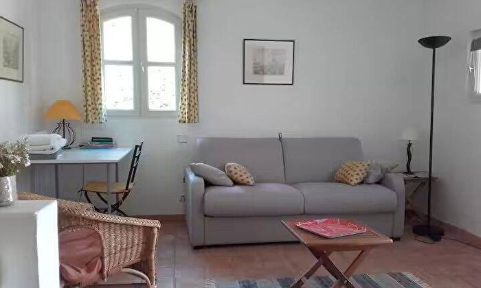 Saint Mitre les Granettes Pey Blanc, Aix-en-Provence - Appartement 1 pièce à louer