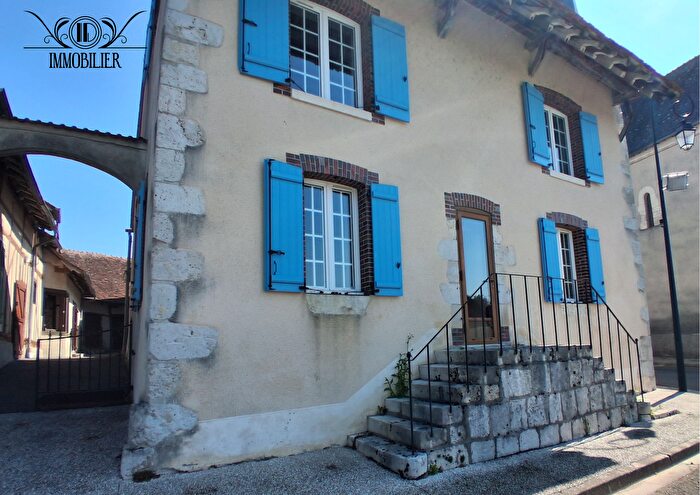 Maison à vendre - Pierrefitte-ès-Bois - 8 pièces - 5 chambres