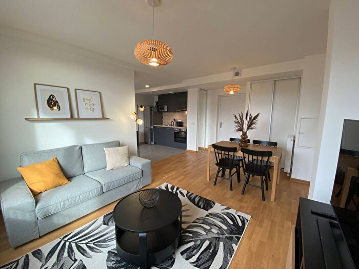 Appartement à louer - Lyon ème arrondissement - 2 pièces - 1 chambre