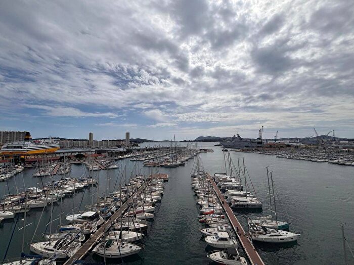 Le Port, Toulon - Appartement 1 pièce à louer