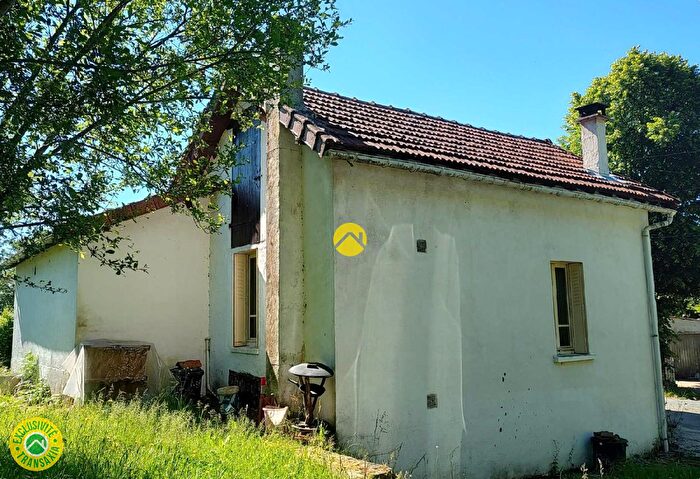 Maison à vendre - Dun-le-Palestel - 3 pièces - 2 chambres