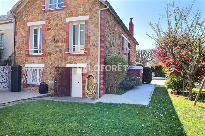 Maison à vendre - Vitry-sur-Seine, Plateau - 6 pièces - 5 chambres