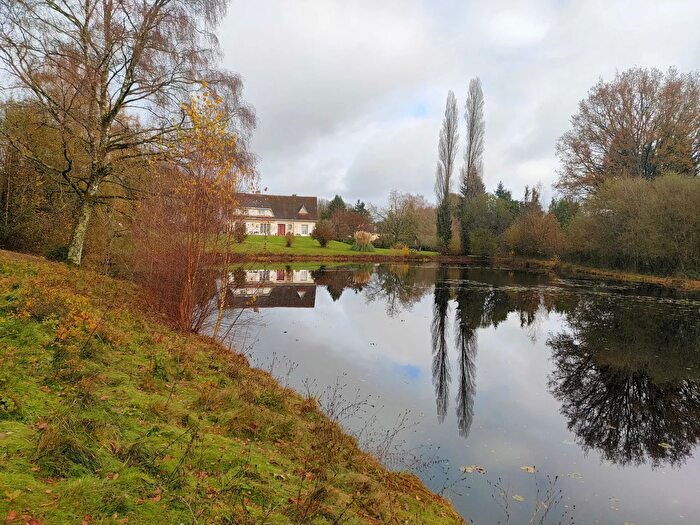 Maison à vendre - Dournazac - 5 pièces - 4 chambres