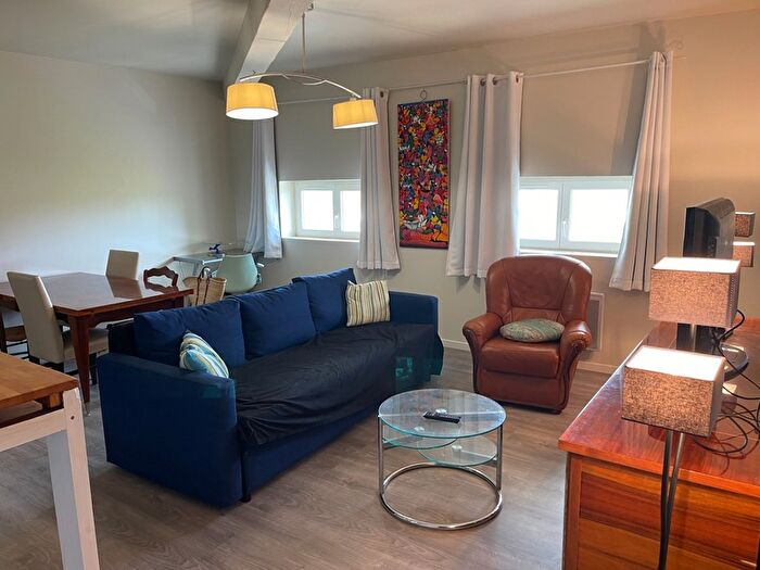 Appartement à vendre - Lézignan-Corbières - 3 pièces - 2 chambres