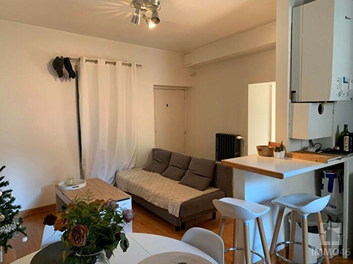 Cahors, Centre-ville : Appartement 2 pièces à louer