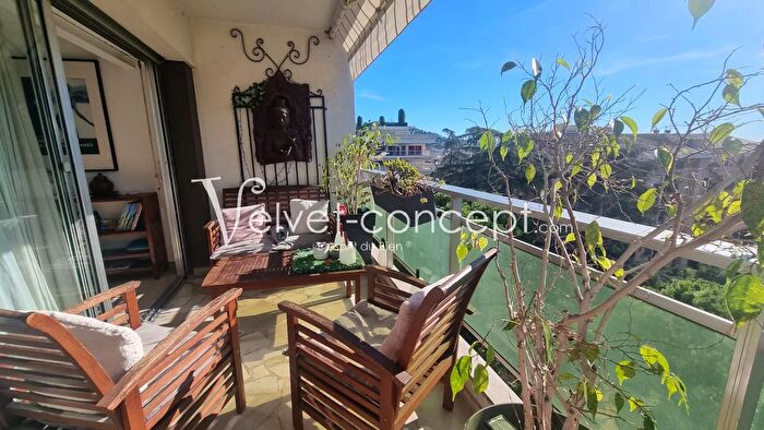 Appartement à vendre - Cannes, Carnot - 3 pièces - 2 chambres