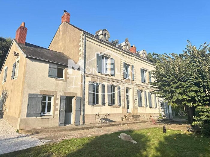 Maison à vendre - Mauves-sur-Loire - 8 pièces - 7 chambres