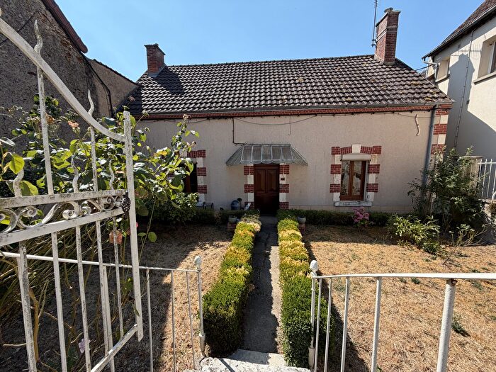 Maison 4 pièces à vendre à Santranges