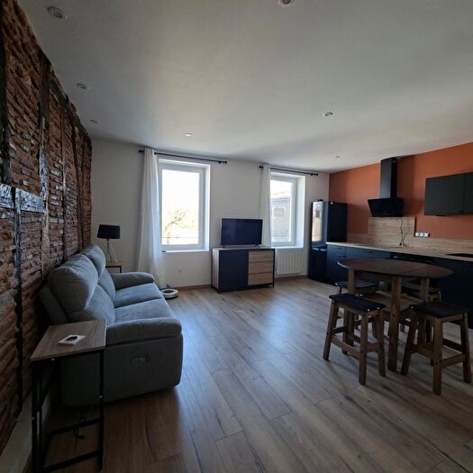 Appartement à louer - Réalmont - 2 pièces - 1 chambre